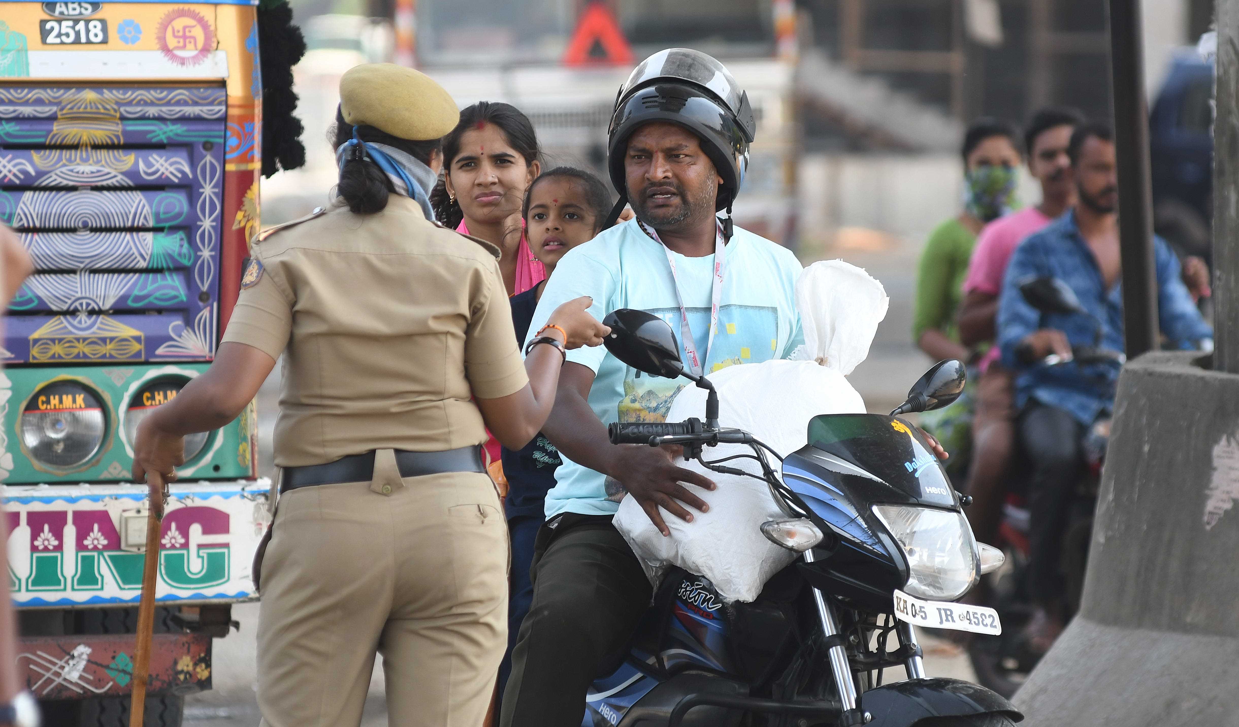 Maximum Restriction Lockdown In Chennai, Three Other Districts For 12 ...