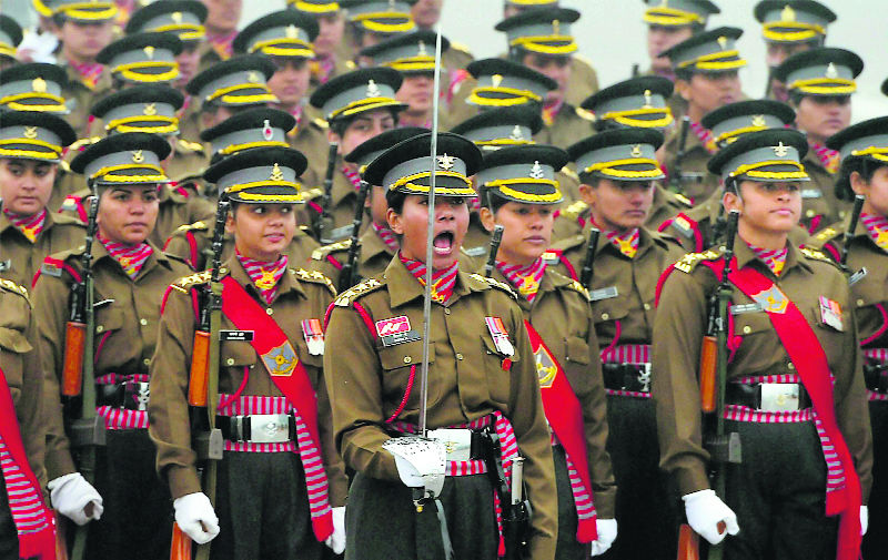Captain Ruchi Sharma, The First Operational Woman Paratrooper Of The ...