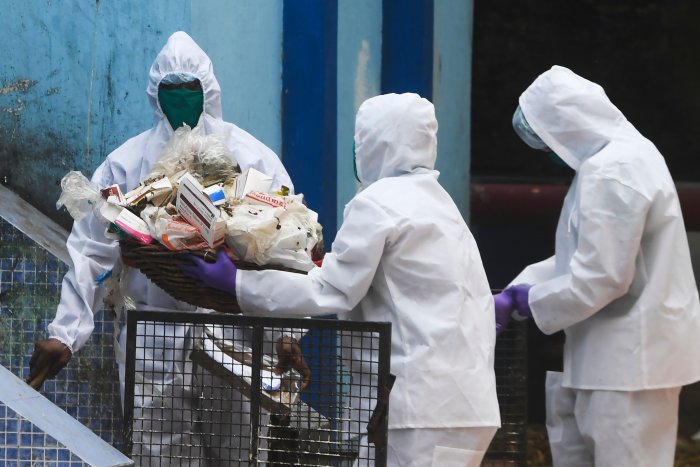 कोरोना से बच भी गए तो उसके कचरे का क्या करेंगे? How will Corona waste ...