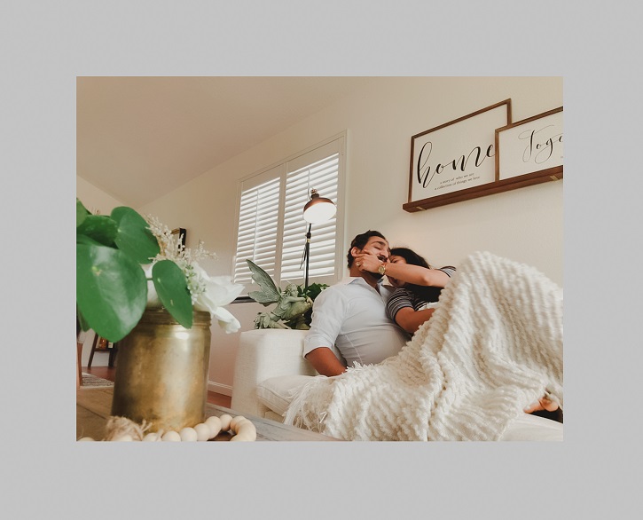 Photographer Takes Couple's Pics Through Facetime