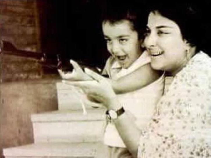 'Wish You Were Here,' Sanjay Dutt Gets Emotional On Mother Nargis' 39th ...