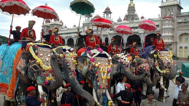 Elephant Stops Water Tanker To Drink Water