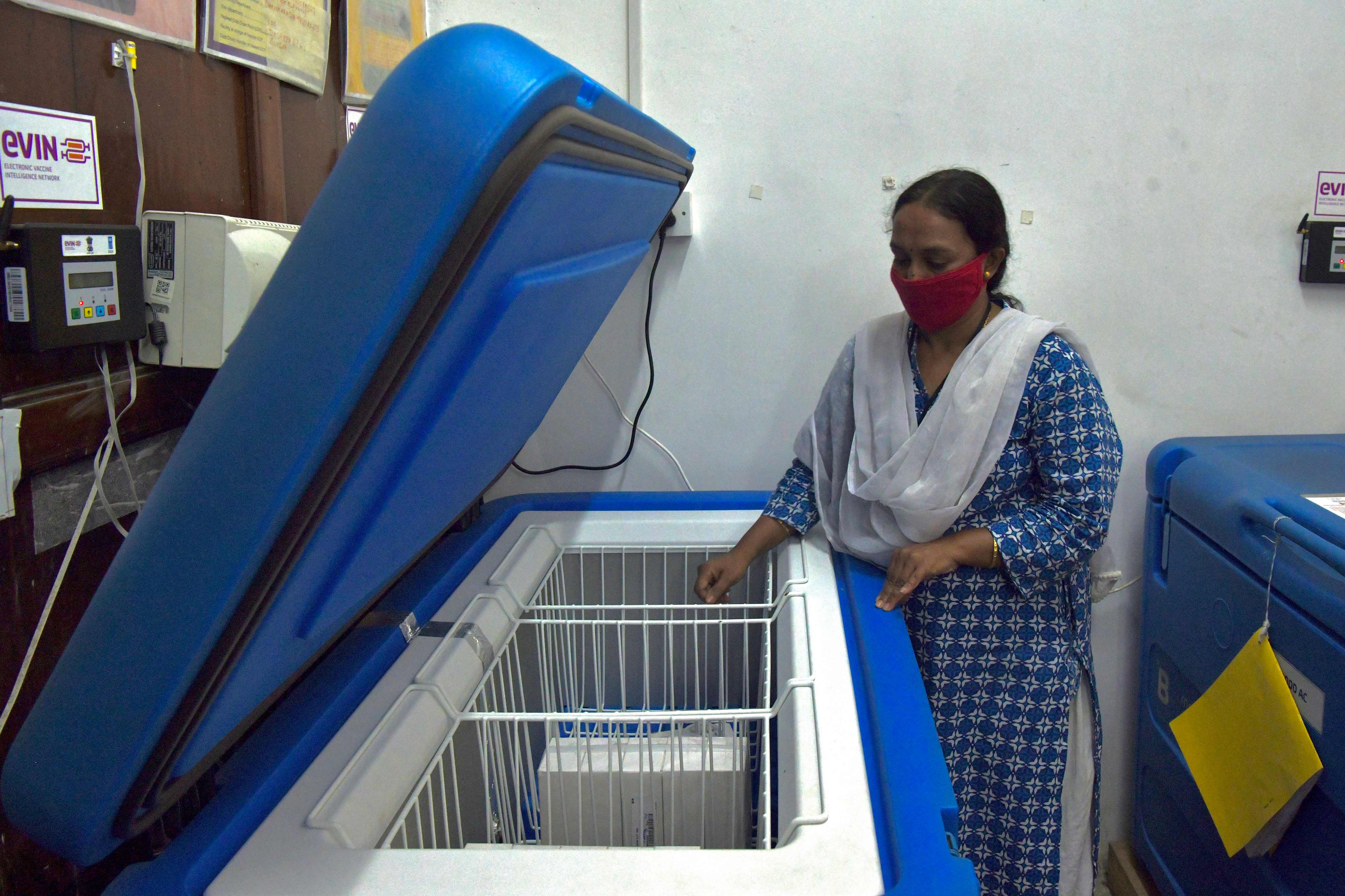 Here Is How India Plans To Identify And Report Side Effects Of COVID-19 ...