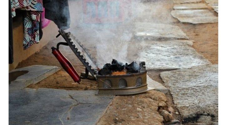 Indian School Girl Invents Iron Cart Powered By Solar Energy To Save Planet