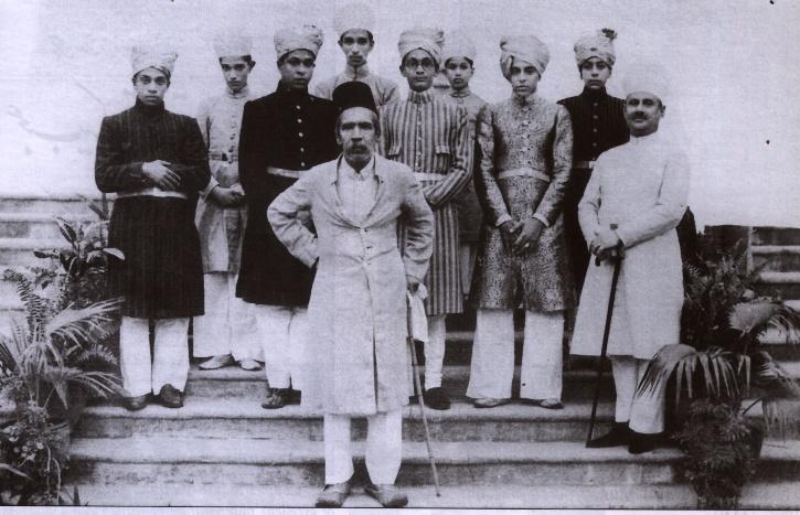 Hyderabad Nizam s Grandsons Are Now Fighting Over Claims For 30 Million hyderabad-nizam-s-grandsons-are-now-fighting-over-claims-for-30-million