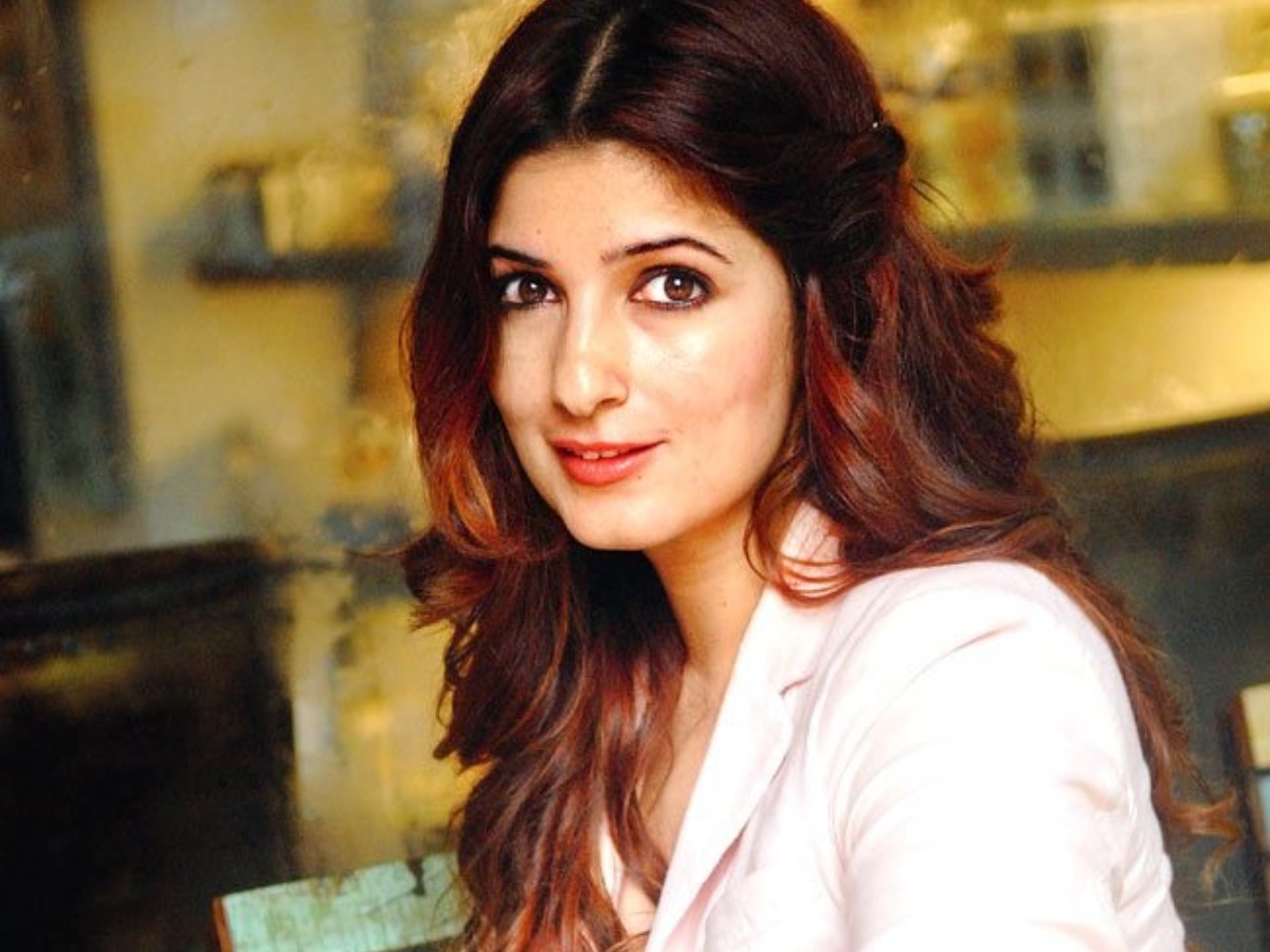From Hijab Row To Russia-Ukraine War, Here's What Twinkle Khanna's New ...