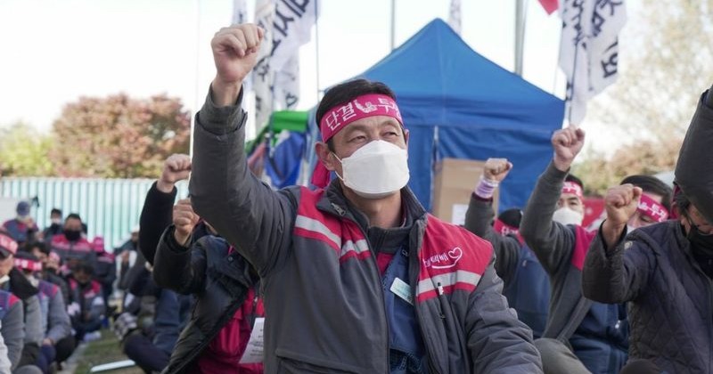 14 Delivery Drivers Died In South Korea As They're Overworked, Some Are ...