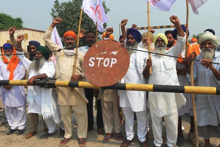 Punjab Farmers Protests And Blockades Has Cost Rs 4 Cr Loss To NHAI, Rs ...