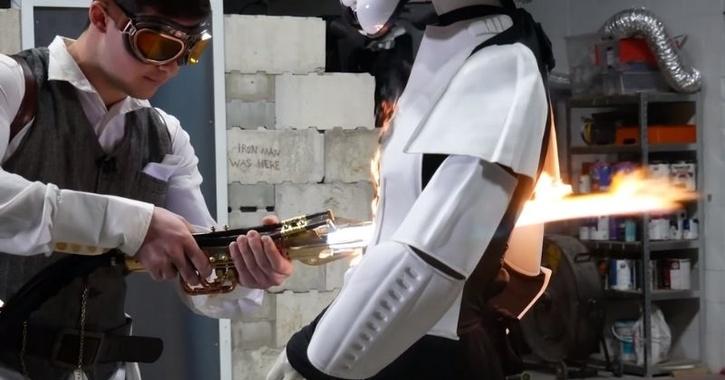 YouTuber Makes Life-Like Lightsaber That Destroys Concrete At 2200 ...