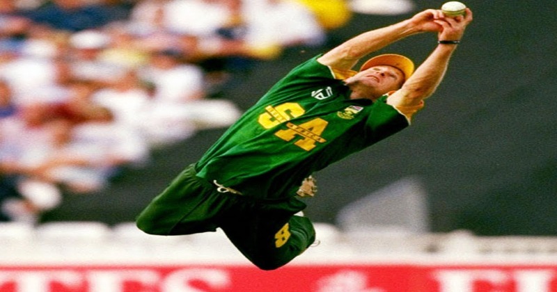 51-Year-Old Jonty Rhodes' Stunning Catch Is Amazing, But It's Not The ...