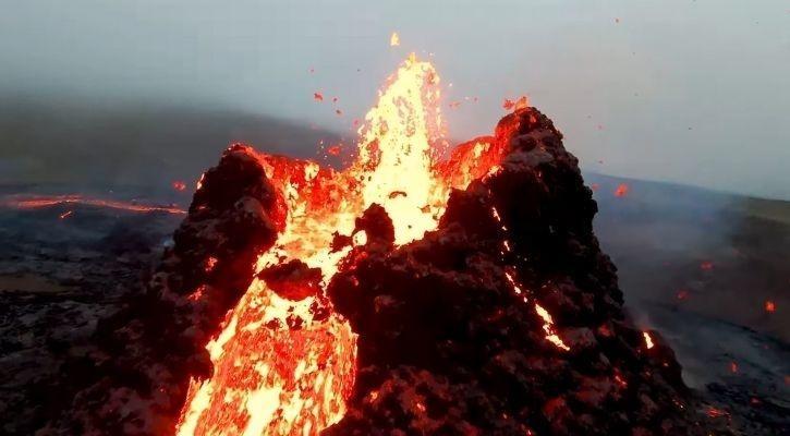 What A Volcanic Eruption Looks Like From 400 Km Above Earth In Space