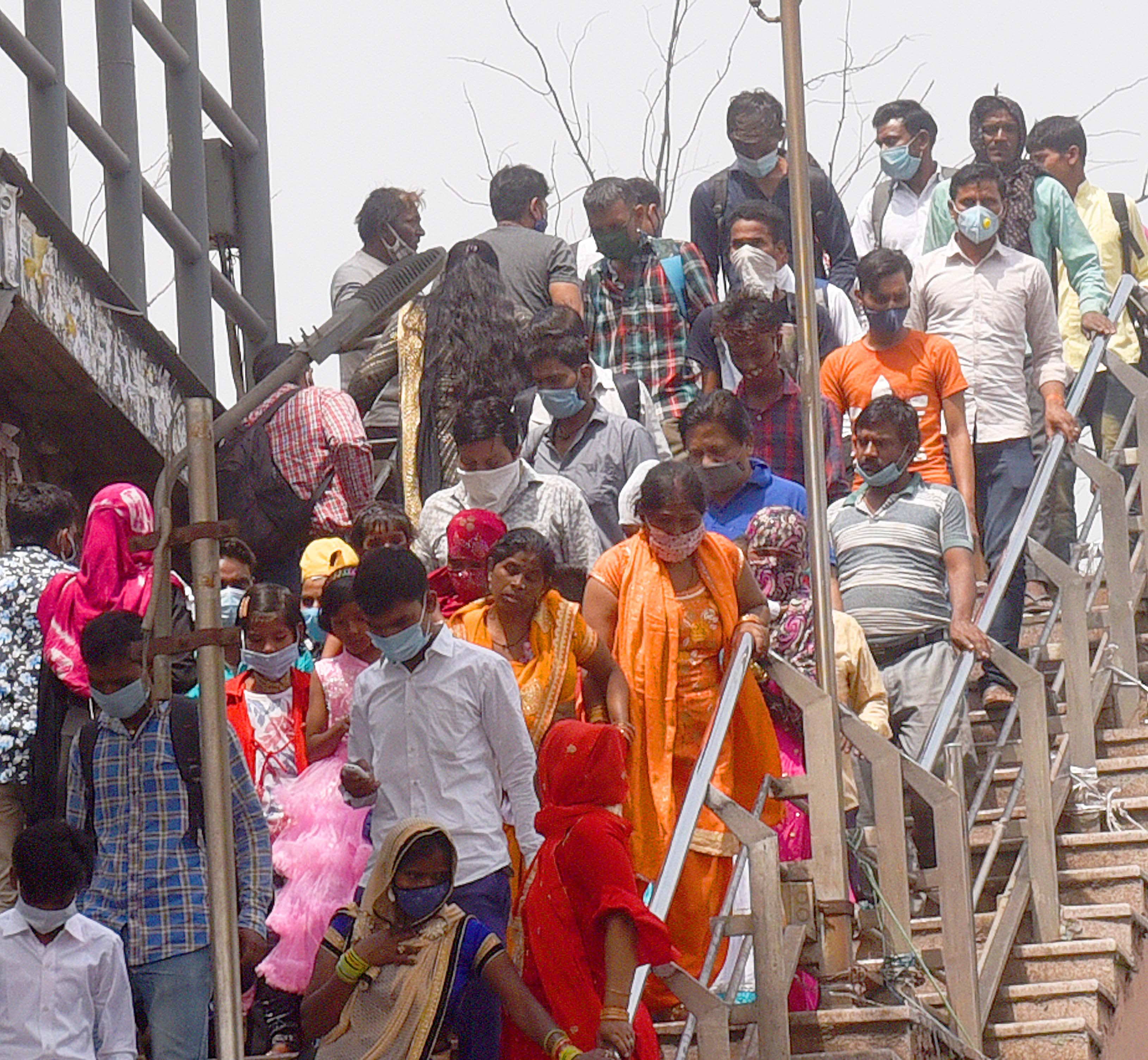 Fear Of Losing Livelihood Forcing Migrant Workers To Leave Cities As ...