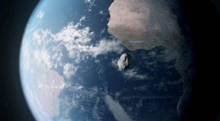 Former NASA Scientist's Crazy Theory On Moving Earth's Orbit By Asteroids