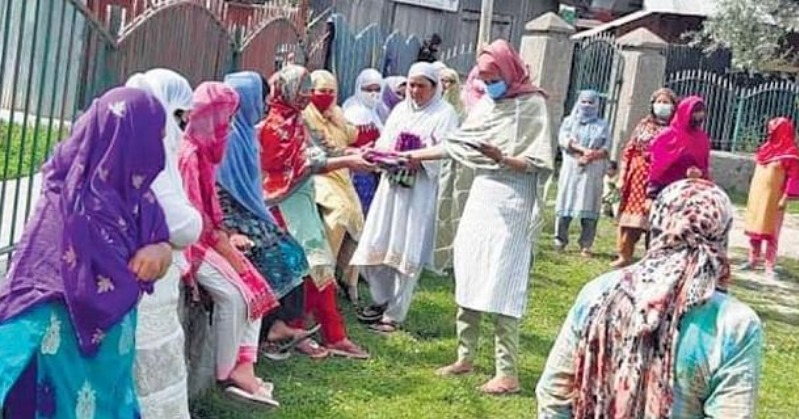 Srinagar Woman Makes Sanitary Kits Available At Public Loos As A ...