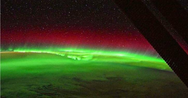 Astronaut Clicks Epic Images Of Earth's Aurora From Space Like Never Before