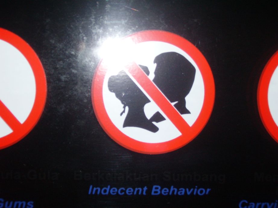 Upset With Couple Kissing Around, Mumbai Housing Society Paints 'No ...