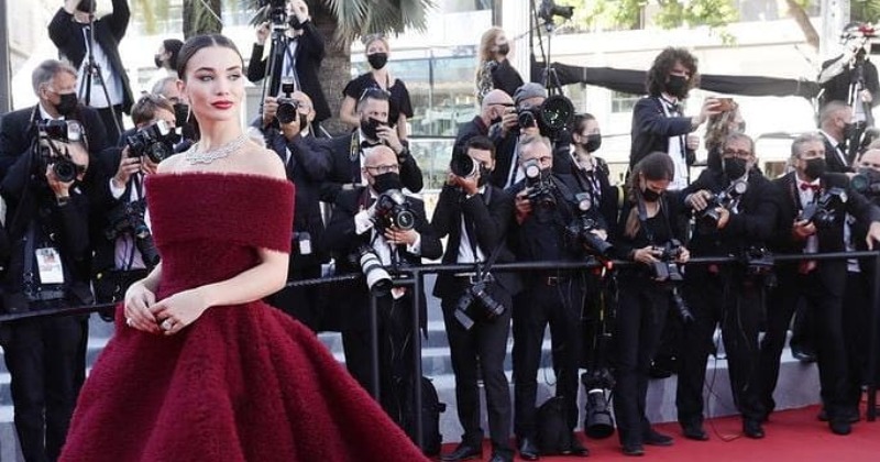 Best Celeb Red Carpet Fashion & Style Of 2021