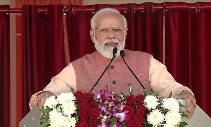 'Change Yourself Or There Will Be Changes': PM Modi's Warning To MPs On ...