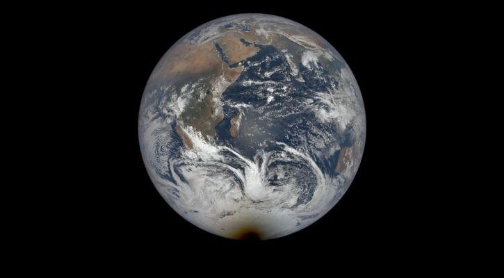 Watch: Flat-Earther Accidentally Proves Earth Is Round In Viral Clip