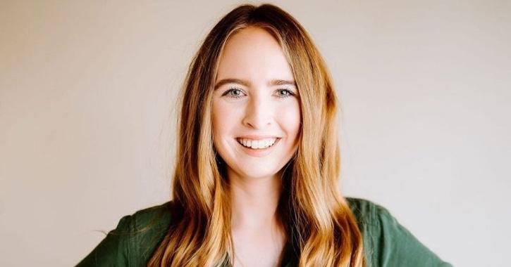 She Earns ₹1 Crore Per Month By Teaching Excel Tips On Instagram And TikTok