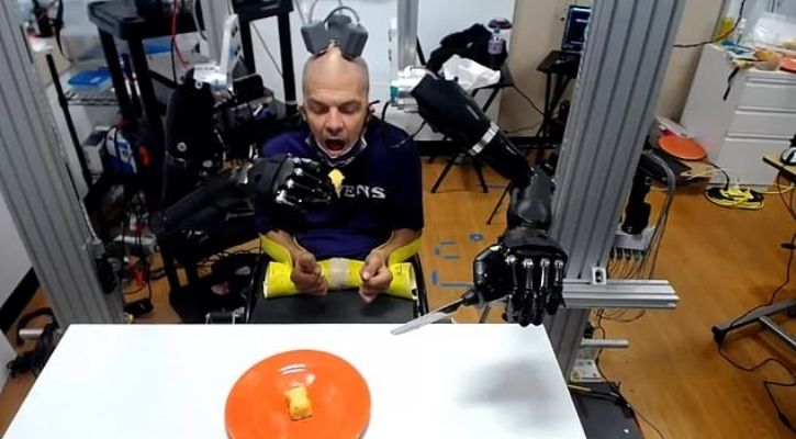 Paralysed Man Feeds Himself After 30 Years, With Mind-Controlled ...
