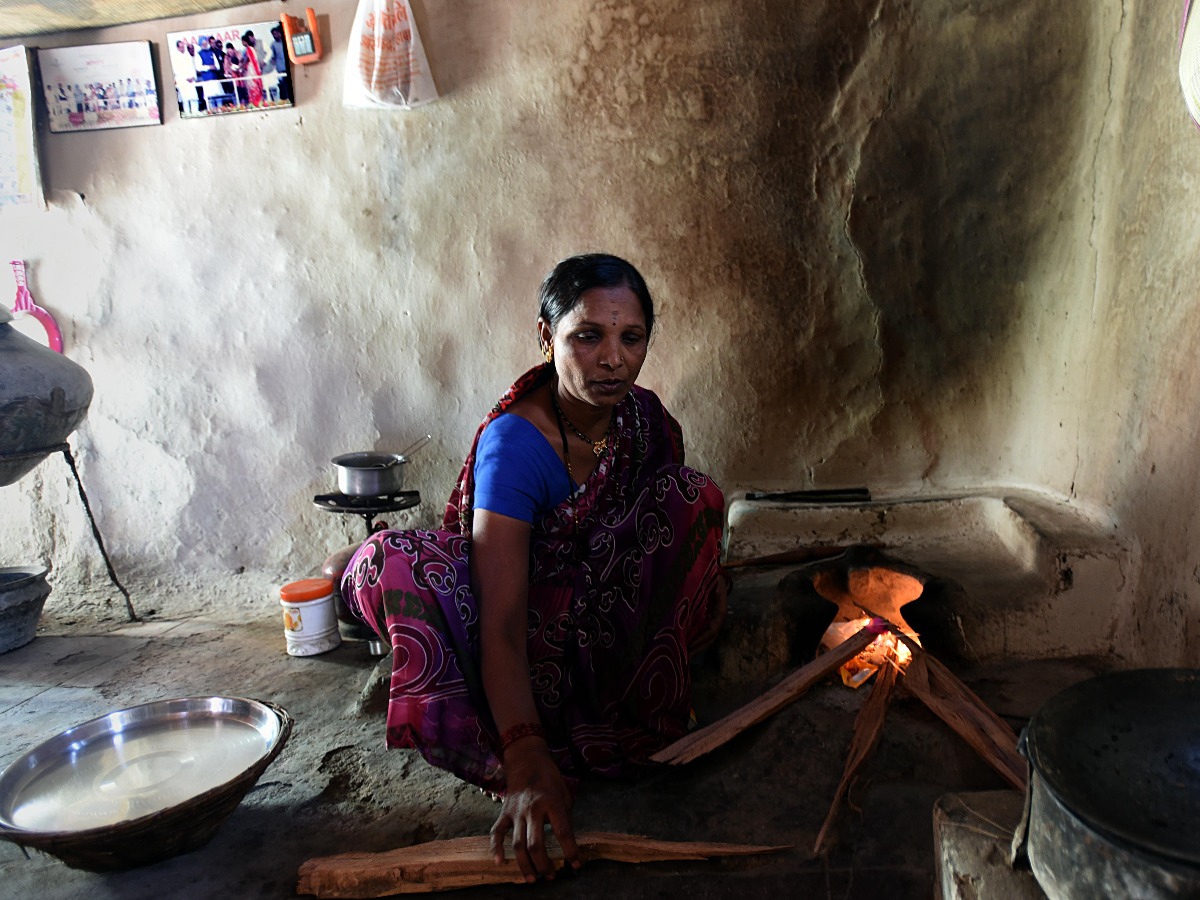 Financial Value Of Homemakers Work Is Equivalent To Employed Husband's ...