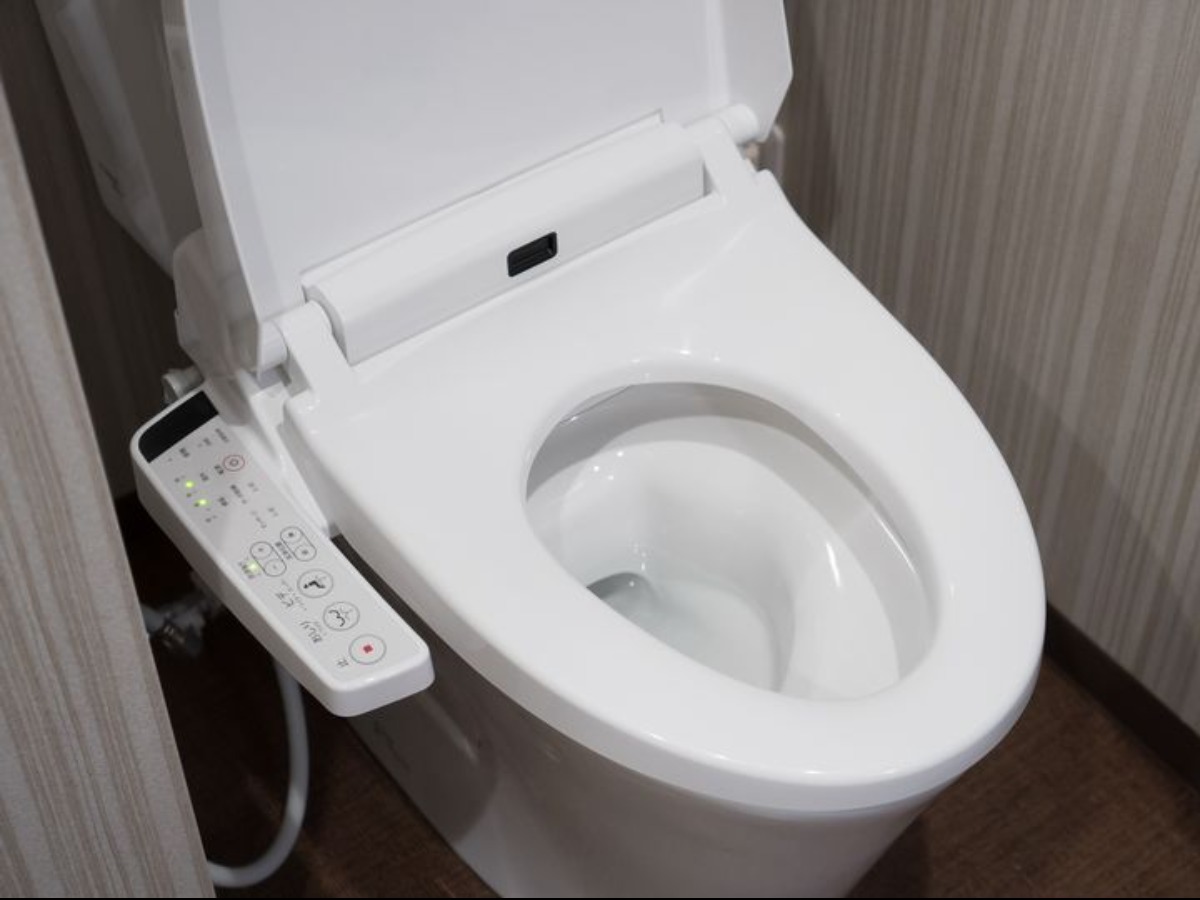 Warm Your Bum & Glow In Dark: You Could Do It All With The Hi-Tech ...