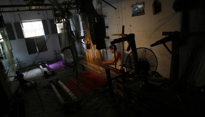 Six Women Come Together To Help The Weavers' Community Affected By ...