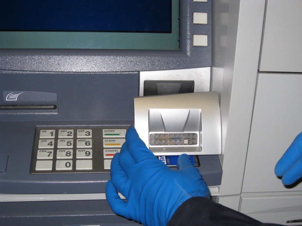 Woman Helps Foil ATM Robbery Bid in Maharashtra; Thief Arrested