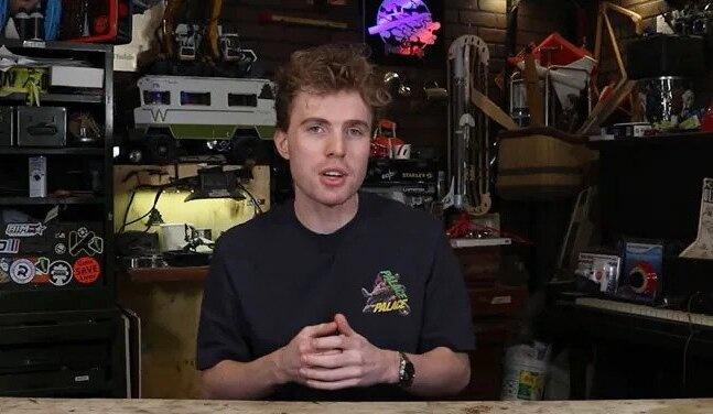 YouTuber Cooks Chicken After Slapping It 1,35,000 Times For Eight Hours