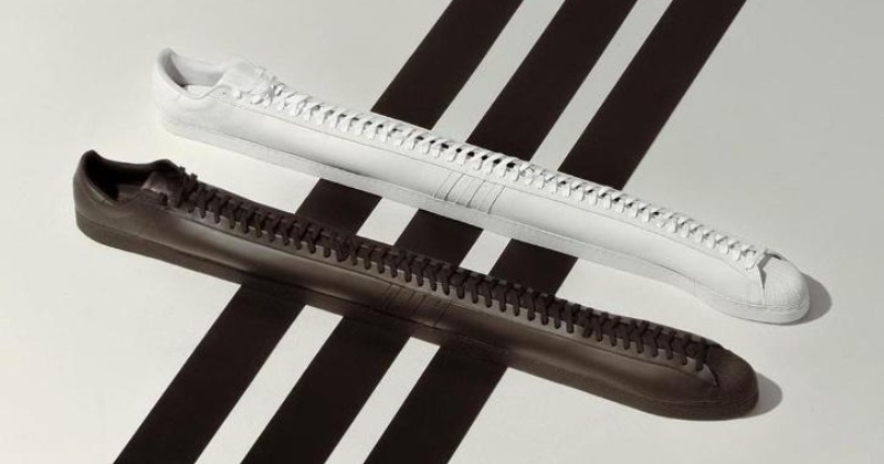 These Shoes Are A Metre Long And They're The Ones We Need For Social ...