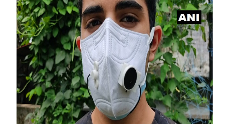 Guy Builds Mask With Mic And Speaker To Allow His Doctor Parents To ...