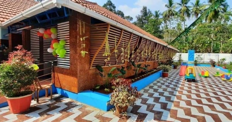 This Guy Shares Pic Of A Beautiful PHC In Kerala