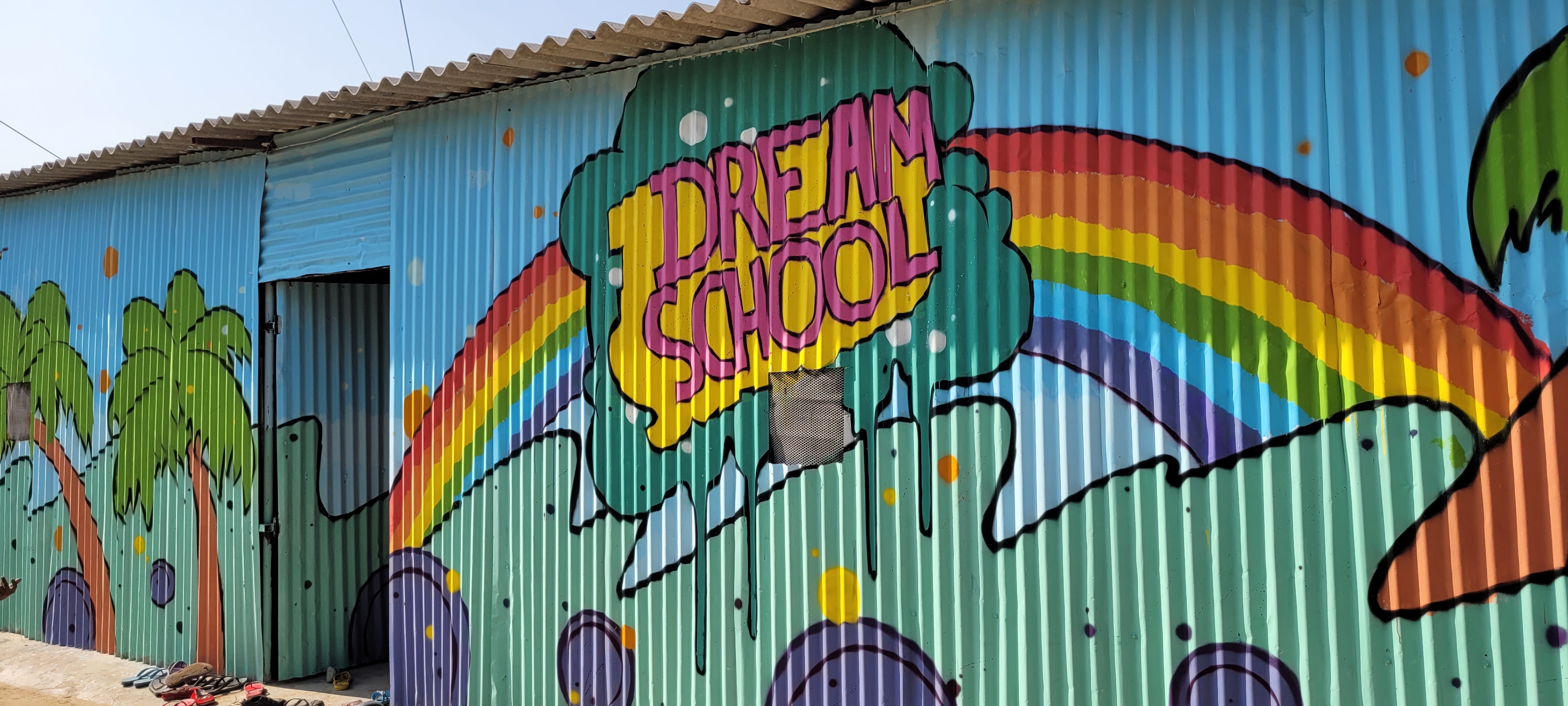 A Techie's Dream Of Hunger Free India Is Feeding Over 1000 Slum Children, Providing Education