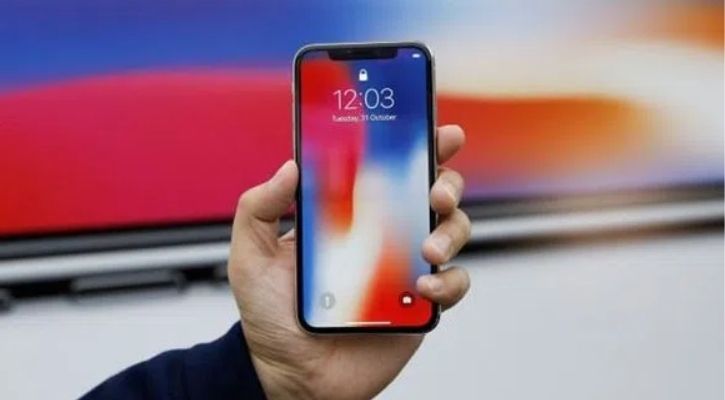 Peek Into Your iPhone With These Stunning See-Through Wallpapers