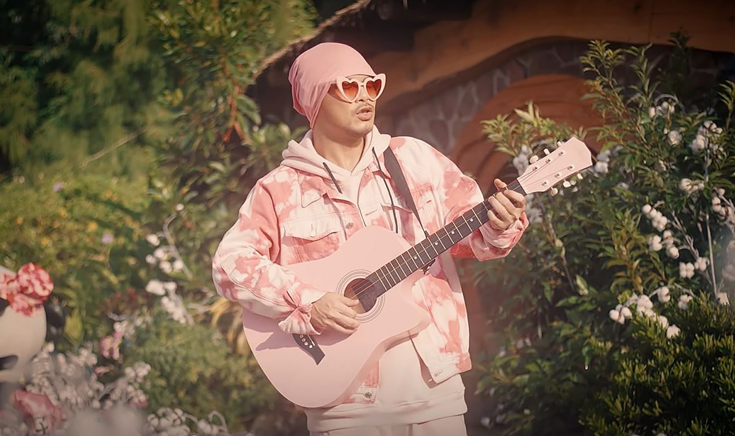 Explained: Why China Has Banned Viral Pop Song 'Fragile'