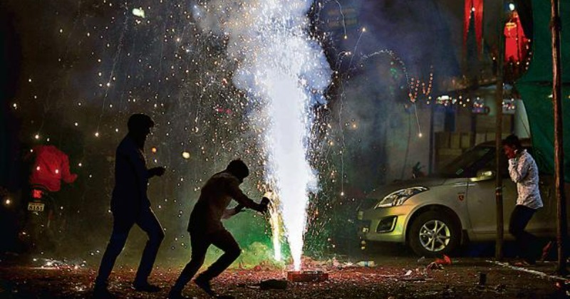 Fire Crackers Affect your Health | सेहत के लिए कैसे हानिकारक हैं दिवाली ...