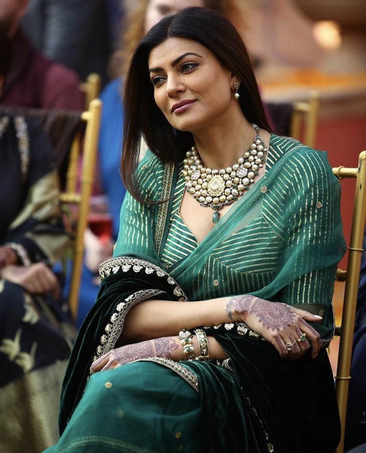 Sushmita Sen Ends 2021 On A Positive Note, Thanks Her Fans And Loved ...