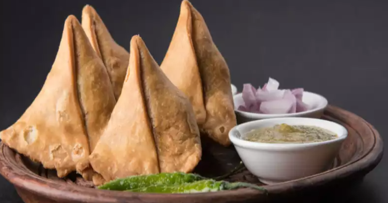 History of Samosa हमारे सुबह-शाम के नाश्ते का साथी, समोसा आख़िर कहां से ...