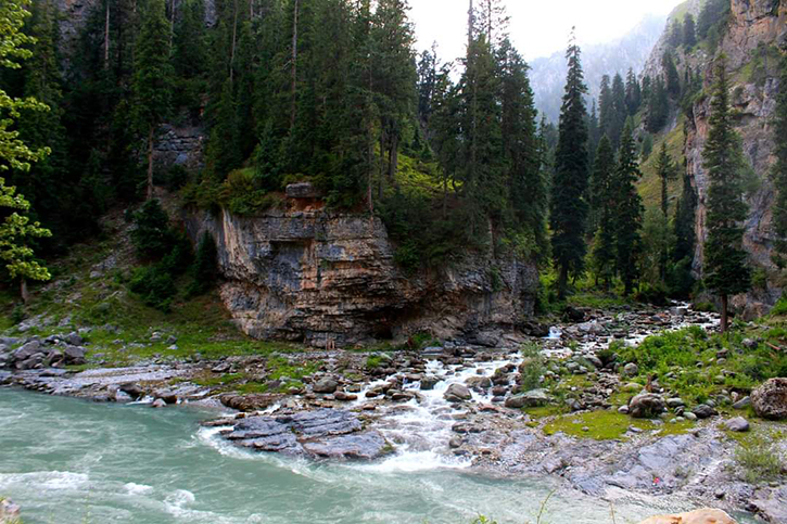 J&K Gets Ready To Bring Tourists To The LoC By Promoting 'Border Tourism'