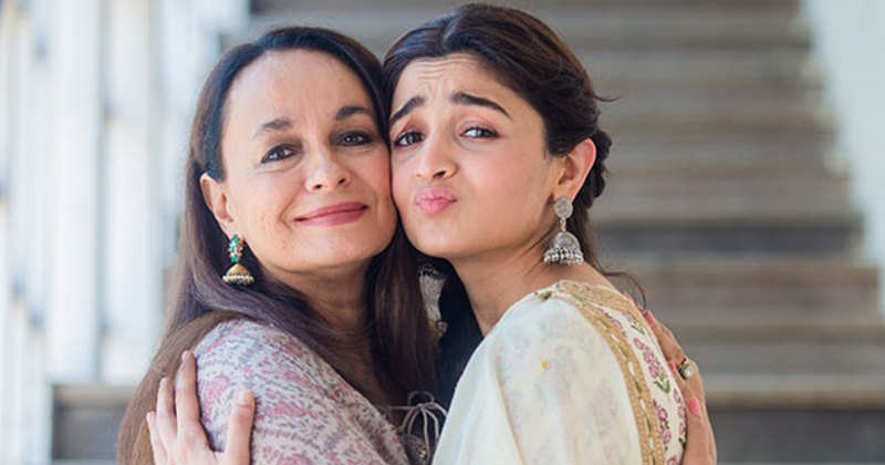 Alia Bhatt And Soni Razdan's Adorable Pics