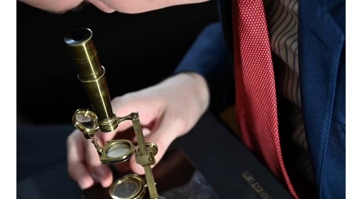 Microscope Used By Charles Darwin Is Up For Auction For $480,000