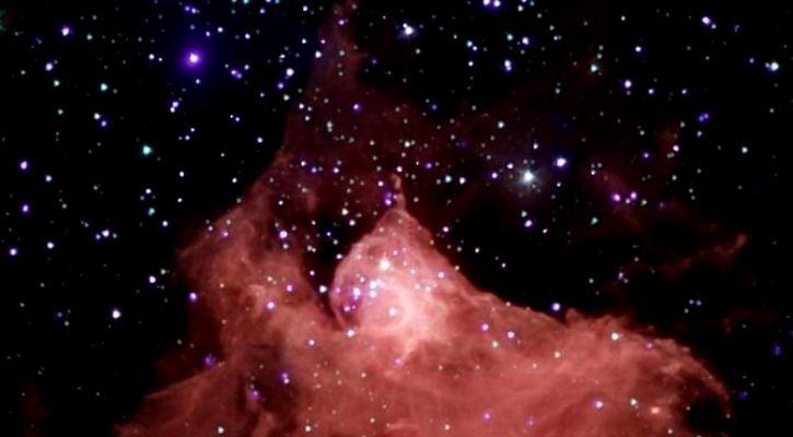 A 463 Billion Km Long Alcohol Cloud Floats In Space, 6500 Light Years Away