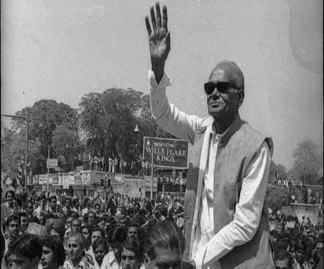 Jai Prakash Narayan Birth Anniversary: कैसे जय प्रकाश नारायण बने ...