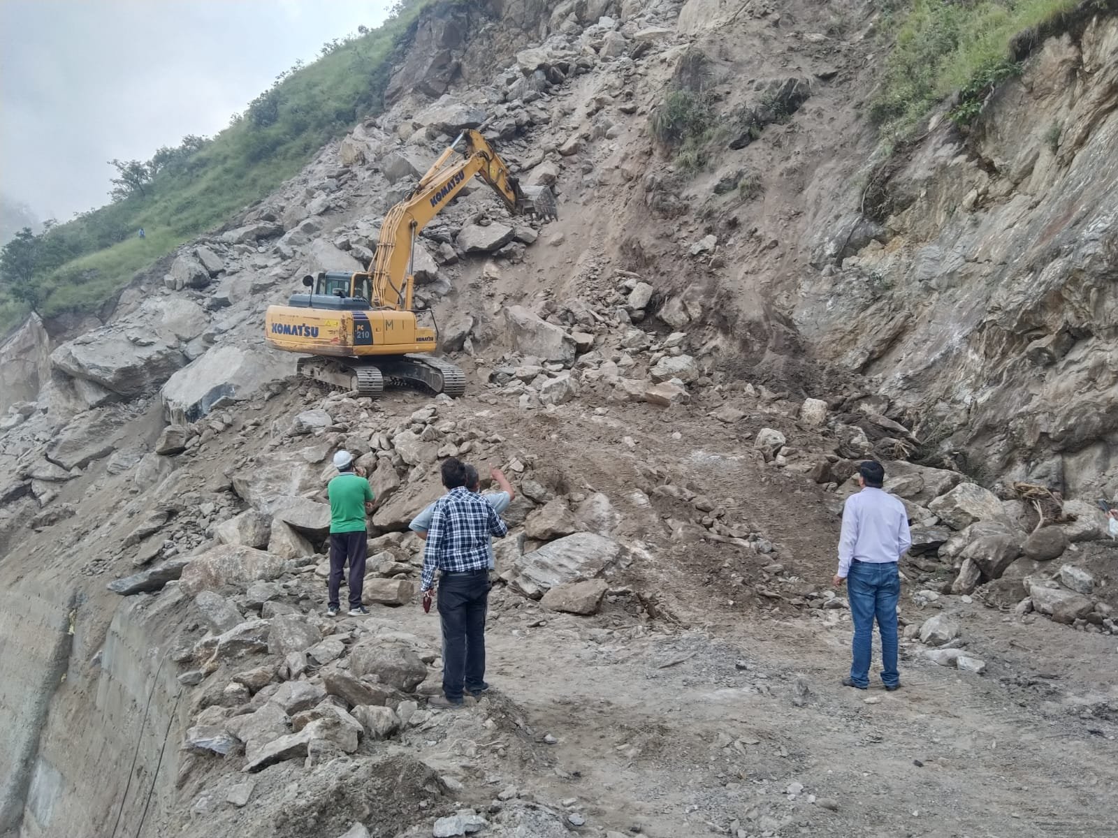 8-storey Building Collapses In Shimla Due To Massive Landslide, Visuals ...