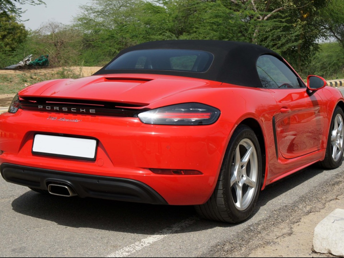 Porsche Boxer Registered Under Kareena Kapoor's Name Found In ...