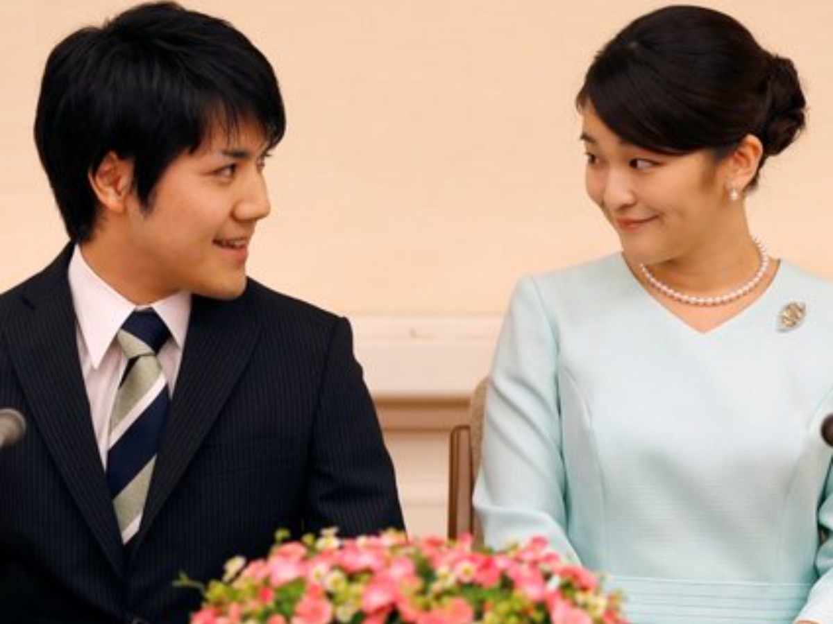 Japanese Princess Rejects Money To Marry Commoner