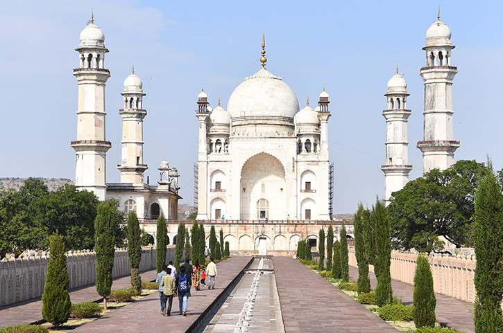 Taj Mahal Replicas Around The World