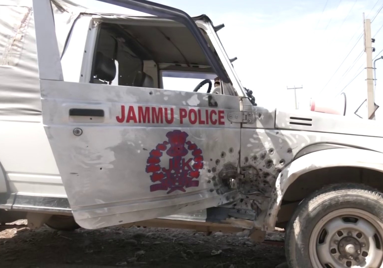 CISF Averts Terror Attack On Bus Carrying 15 Personnel In Jammu, 2 ...