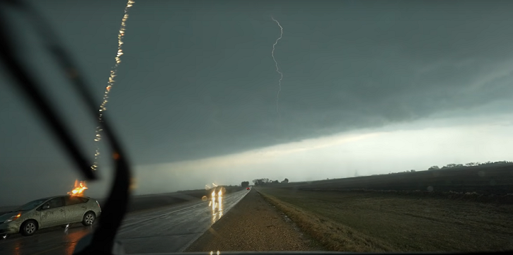 Lightning Strikes Toyota Prius In USA's Iowa
